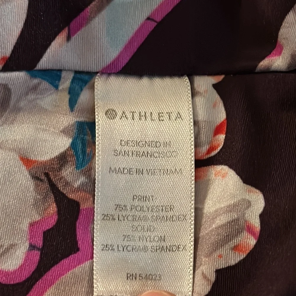Athleta | Pants & Jumpsuits | Athleta Salutation Stash Pocket Magnolia ...